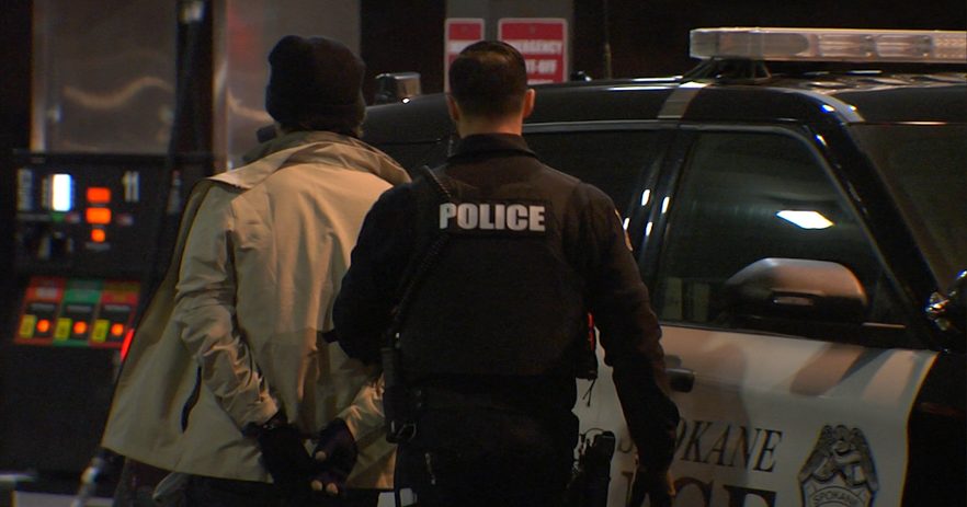 Man in custody after robbery in downtown Spokane, second suspect on the ...