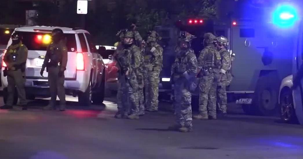 Federal agents conduct mass deportation raid in Chicago | National ...