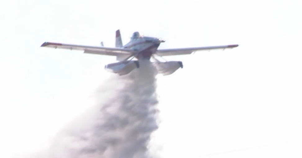 Fire crews continue battling Hallett Fire and West Anderson Fire in ...