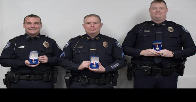 Pullman PD honors three for life-saving efforts on overdose patient ...