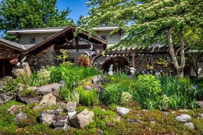 Annual Spokane in Bloom garden tour featuring 6 beautiful southside ...