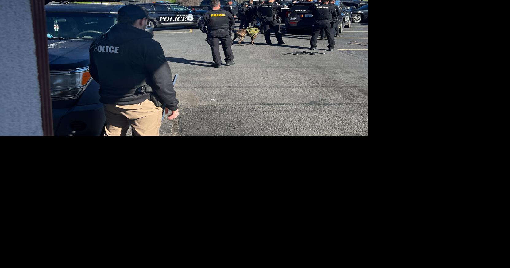 Man arrested in standoff at Zip's makes first appearance in court ...