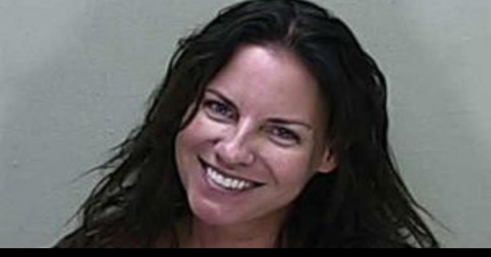 Woman smiles for DUI arrest mugshot following fatal crash | Spokane ...