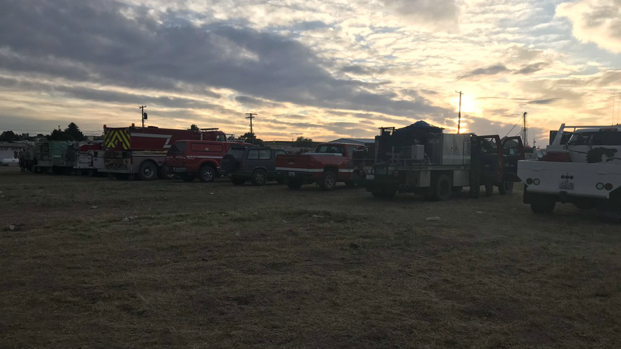 243 Command Fire hot spot flares up on Friday night, still 85 percent ...