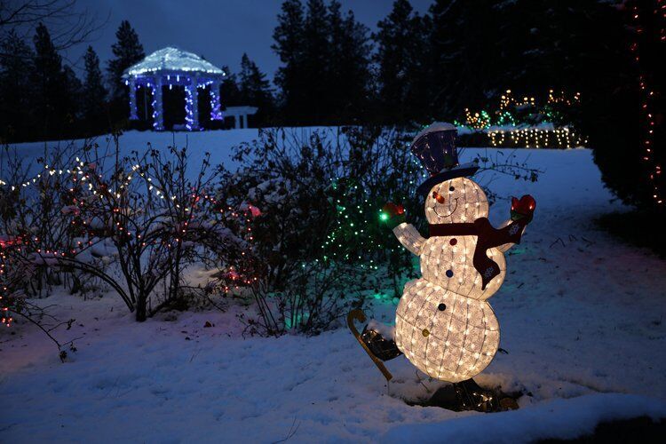 Spokane's Manito Holiday Lights to dazzle with new display, Dec 14-22 ...