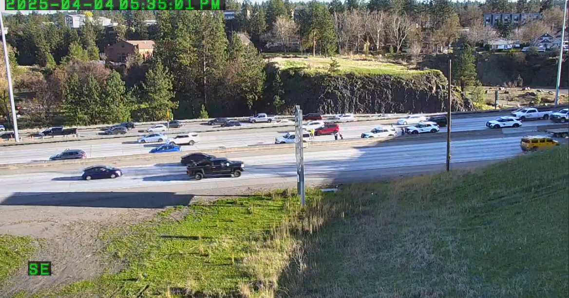 Three-car crash on I-90 in Spokane causes major rush hour delays ...