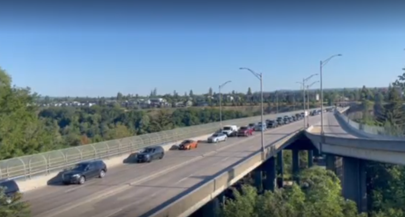 Crash off Maple Street Bridge causes backup | Spokane News | khq.com