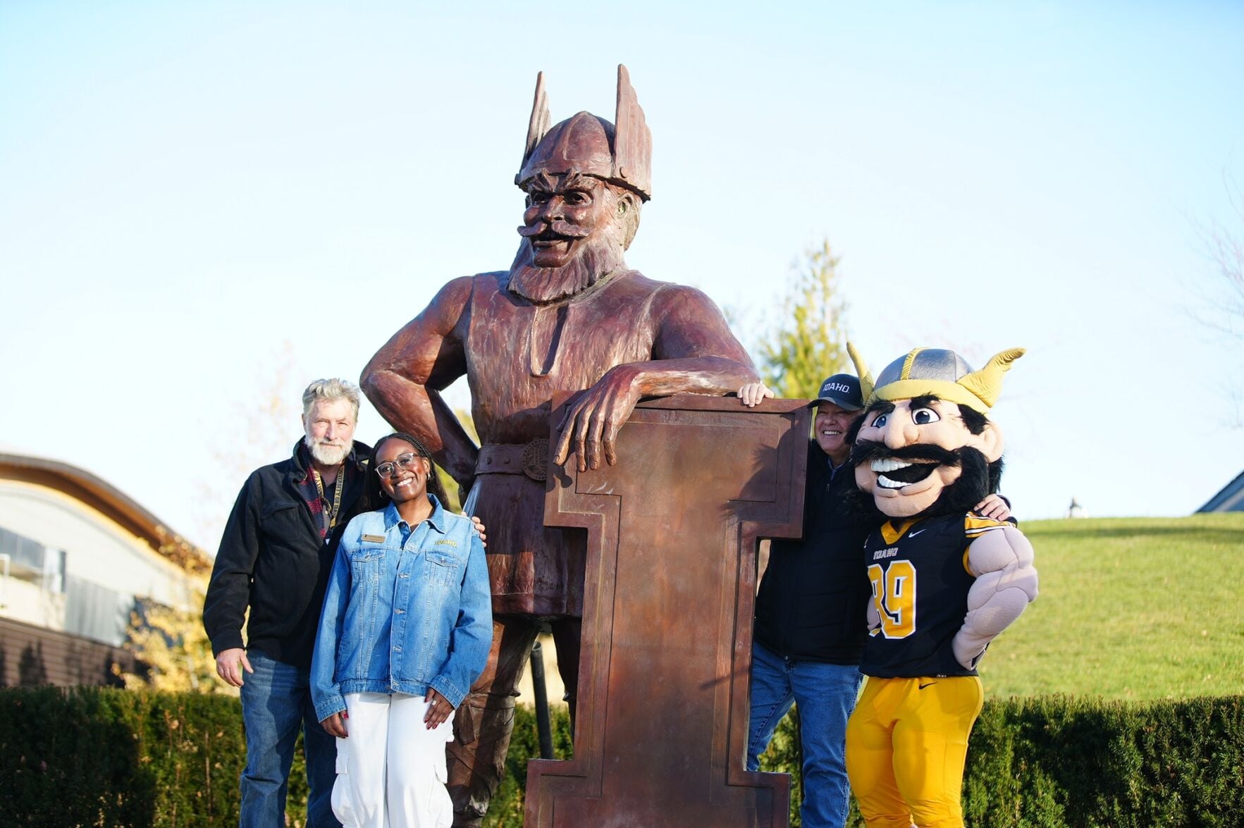 'Larger-than-life': University of Idaho to unveil new bronze Joe Vandal ...