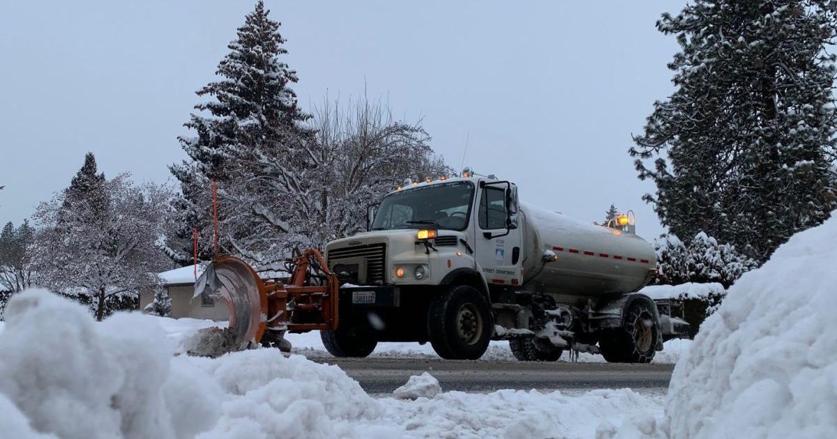 City, state and county crews prepare for widespread, heavy snowfall ...