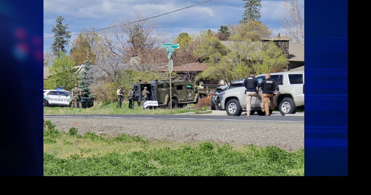 SWAT standoff near Moran Prairie Elementary prompts secure status, road ...