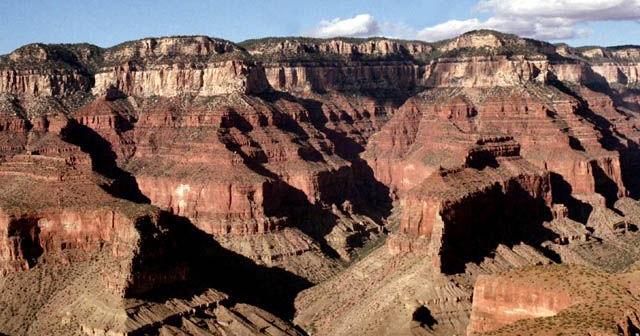 Man Survives 75 Foot Fall at Grand Canyon | Spokane News | khq.com