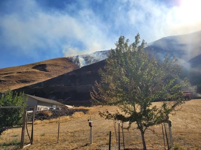 Snake River Fire near Asotin contained following aggressive air ...