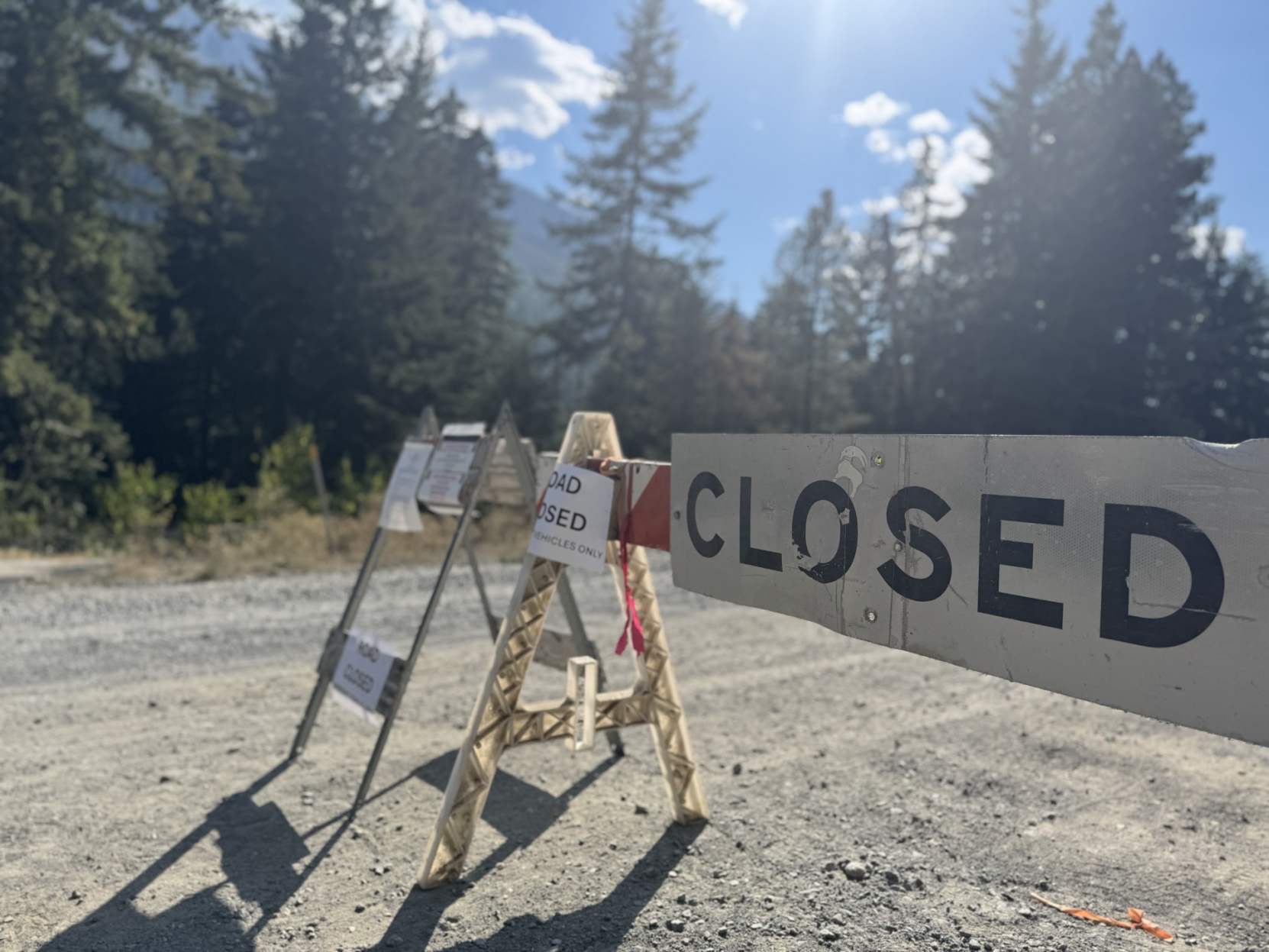 FBI search intensifies for Travis Decker near Leavenworth, public urged ...