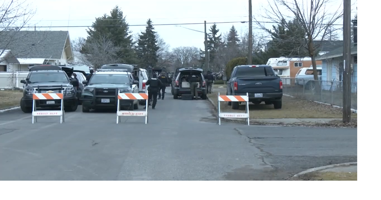 Spokane Police Swat Engaged In Standoff In North Spokane Spokane