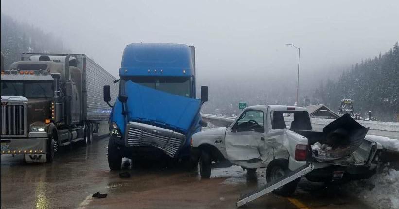 One driver killed after Wednesday crash in Wallace | Spokane News | khq.com