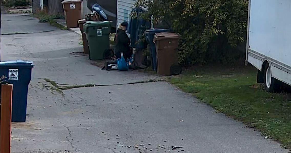 A Spokane Homeowner Saw Two People Having Sex In A Public Alleyway It