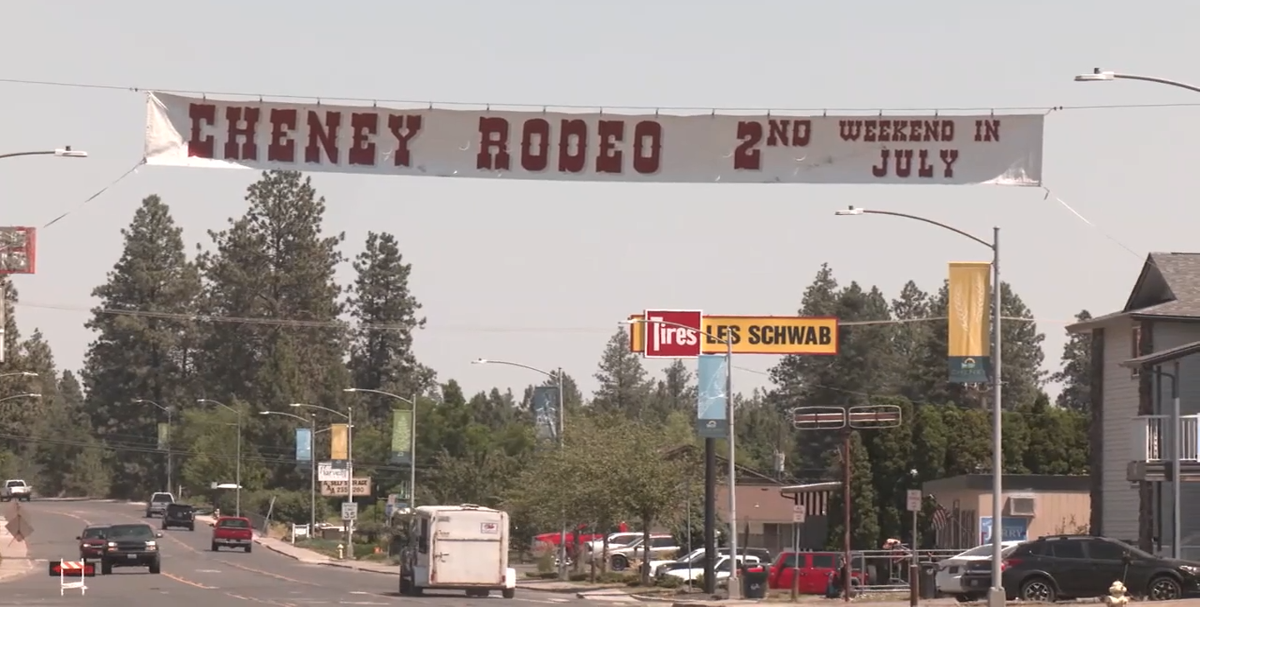 Locals battle heat at Cheney Parade and Rodeo | Spokane News | khq.com
