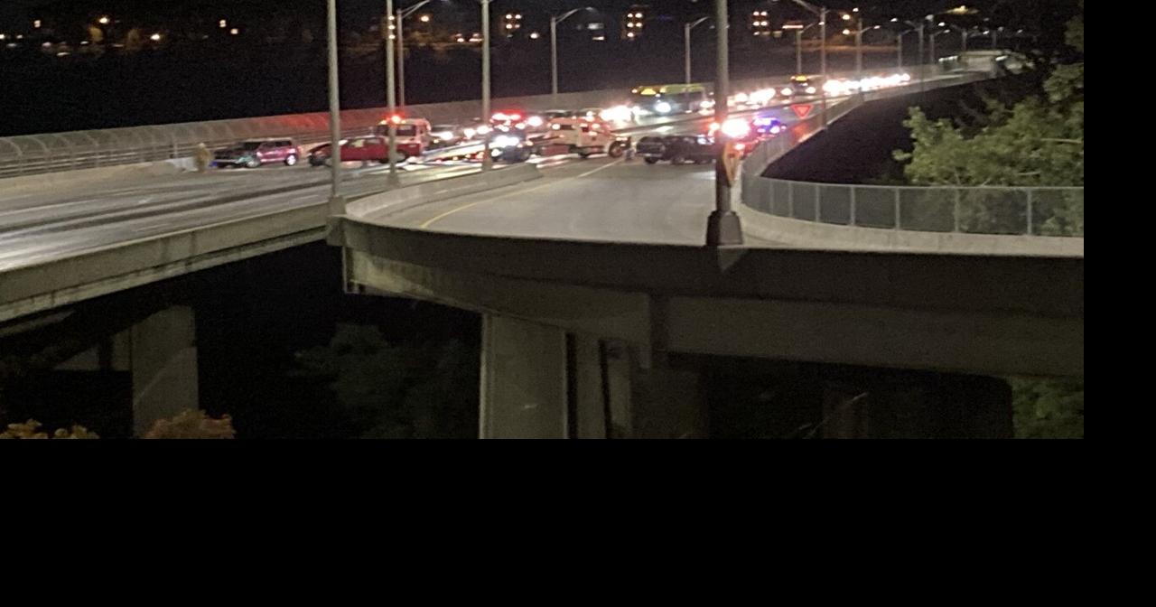 Maple Street bridge back open after 5-car crash due to ice, police said ...