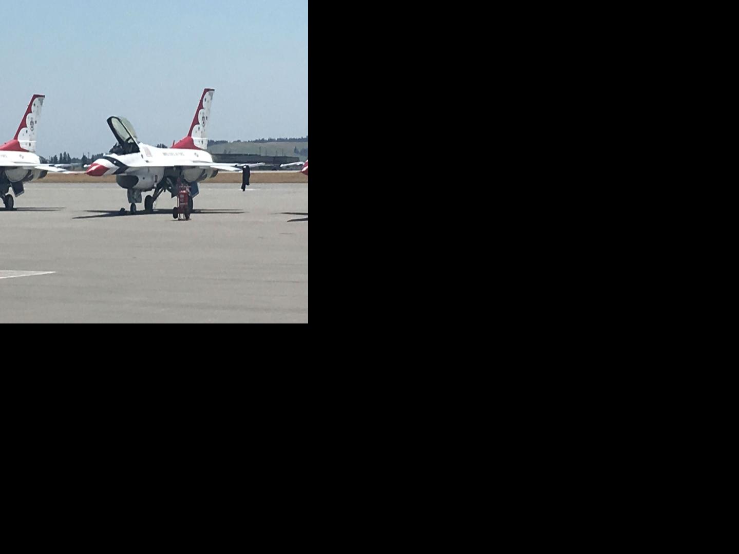 Thunderbirds kick of Skyfest Airshow at Fairchild Air Force Base | News ...