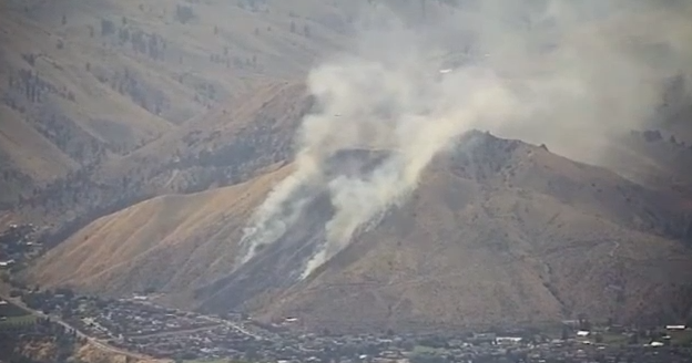 Chelan County issues level 1 evacuation notice for brush fire near ...