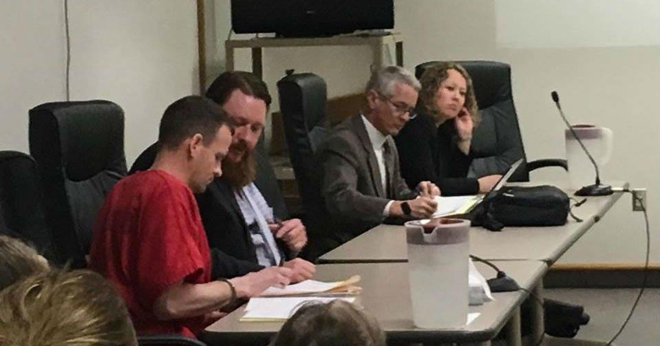 Justin Booth, second suspect in Bo Kirk murder investigation, takes ...