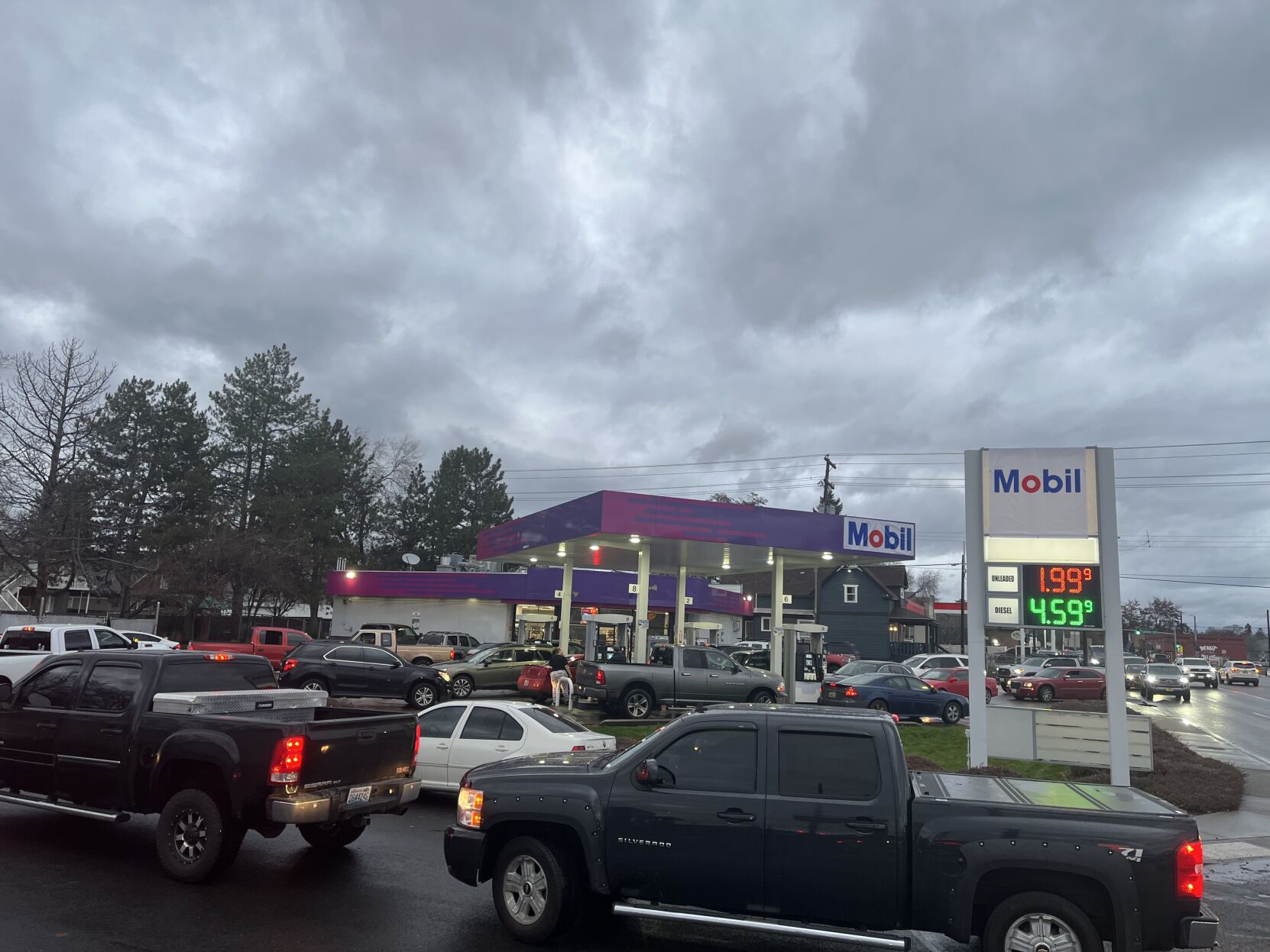 Fuel costs drop significantly for 2 Spokane gas stations amid pricing ...