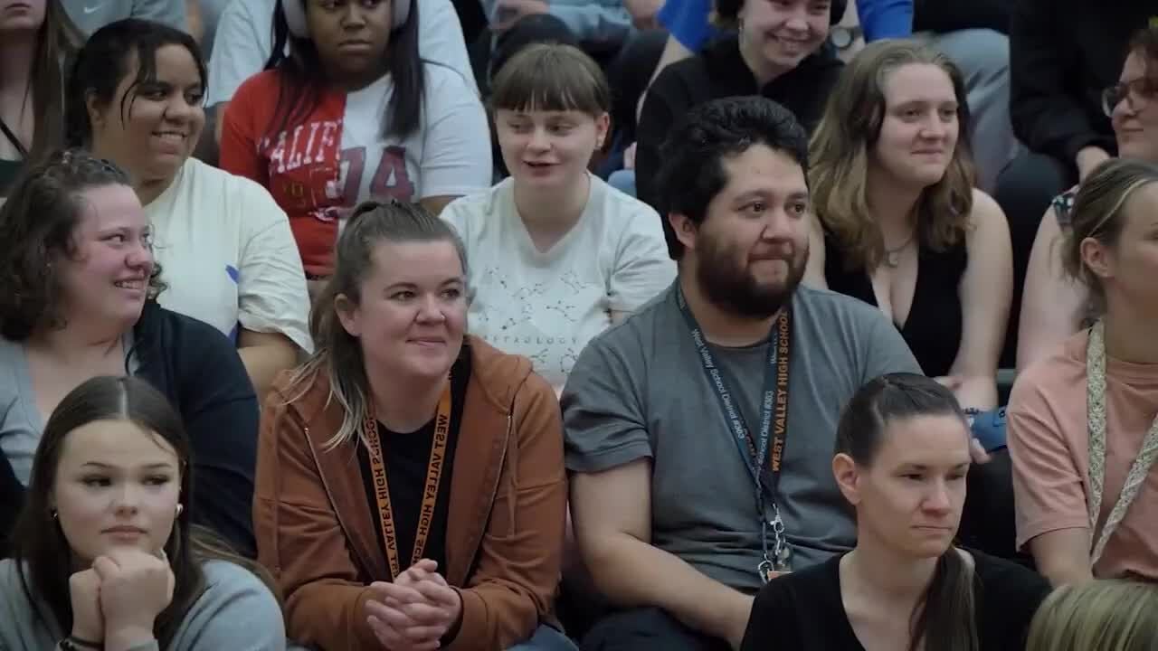 Teacherofthemonth | khq.com