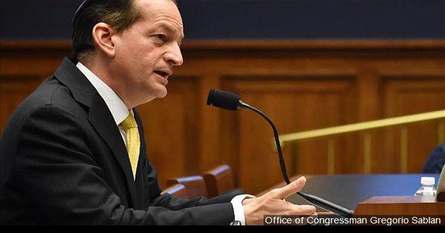 Labor Secretary Acosta resigns amid Epstein deal scrutiny | News | khq.com