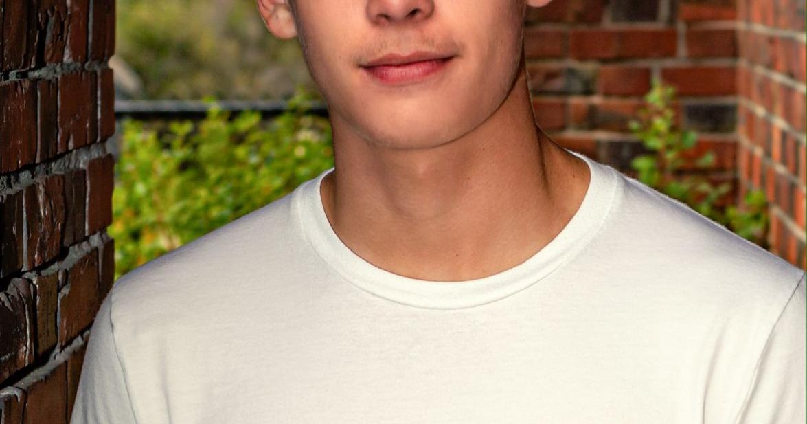 Dawson Binder | Virtual Graduations | khq.com