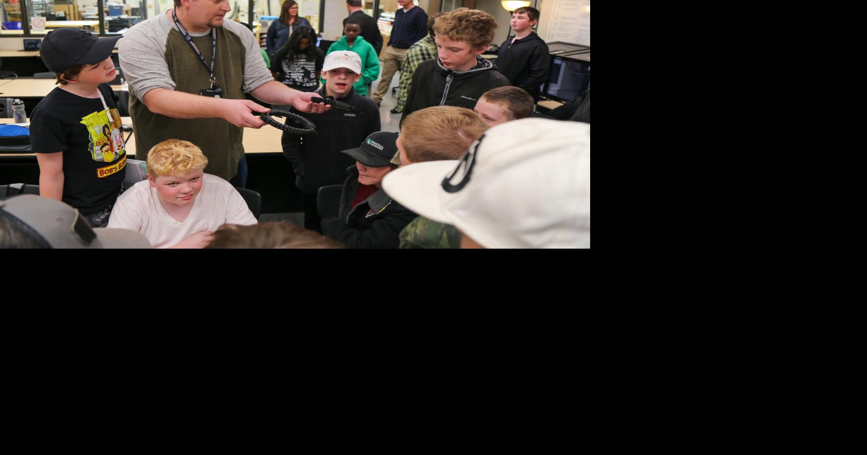 Salk Middle School class uses 3D printing to create prizes for their ...