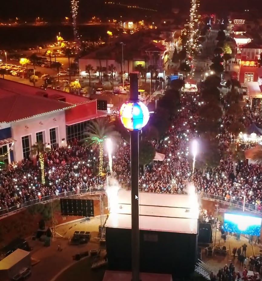 Slideshow: Wacky things dropped for New Year's Eve | News | khq.com