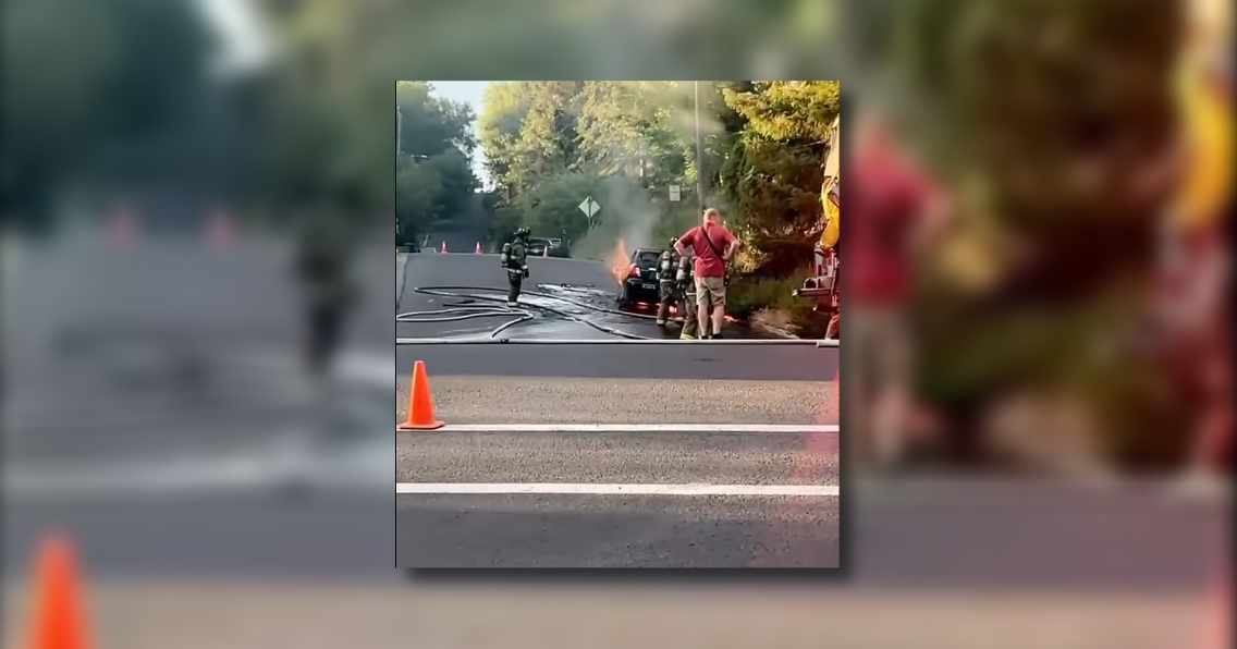 Car fire extinguished by Pullman firefighters after spreading to grass ...