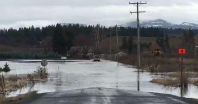 Flooding threatens homes in Potlatch, Idaho | Spokane News | khq.com
