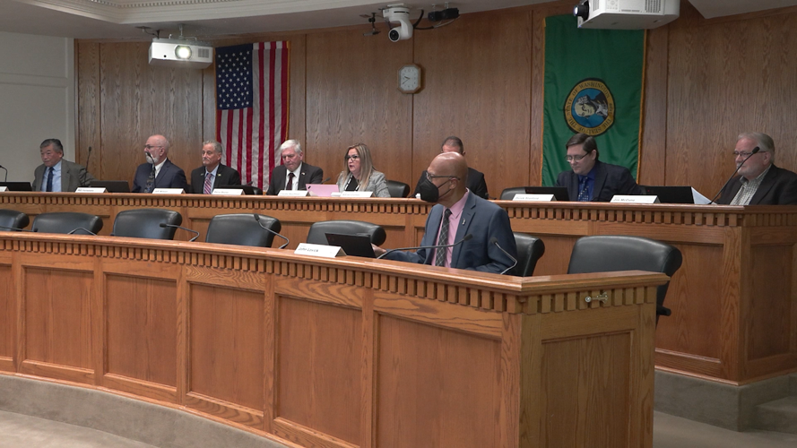 Washington Senate panel advances age-based restrictions for social ...