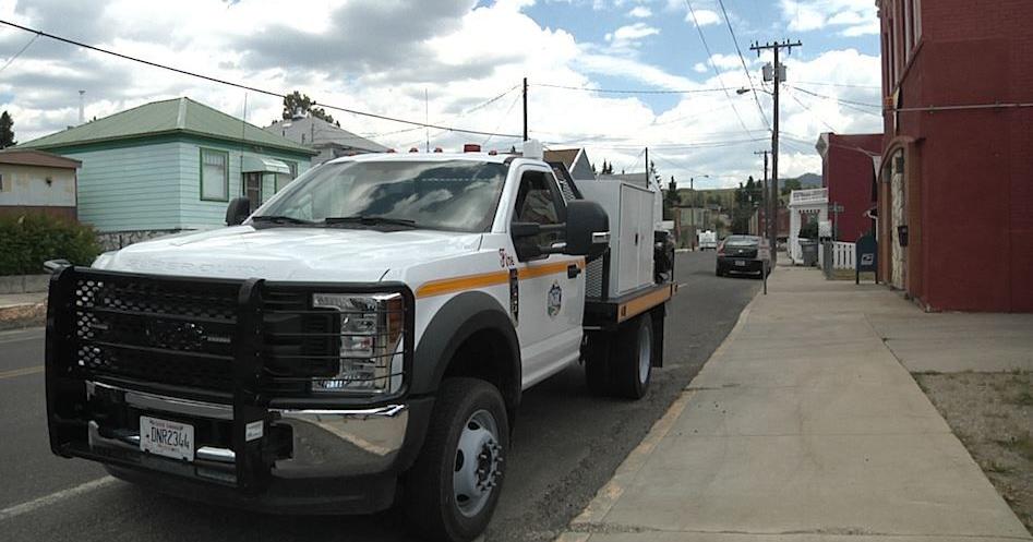 Walkerville Volunteer Fire Department gets new truck | Regional | khq.com