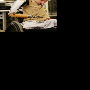 SALUTING THE BRAVE: Soldier Who Lost 4 Limbs Has Double-Arm Transplant ...
