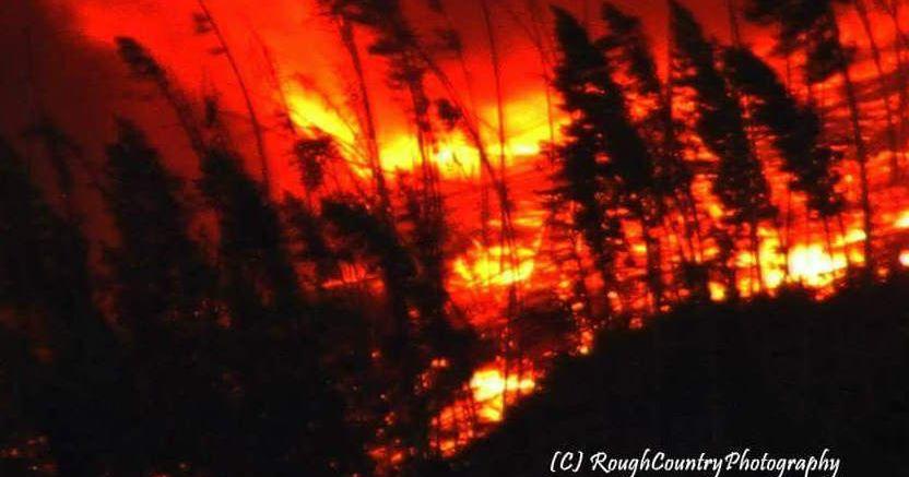 Stickpin Fire grows to 27,000 acres; evacuations still in place ...
