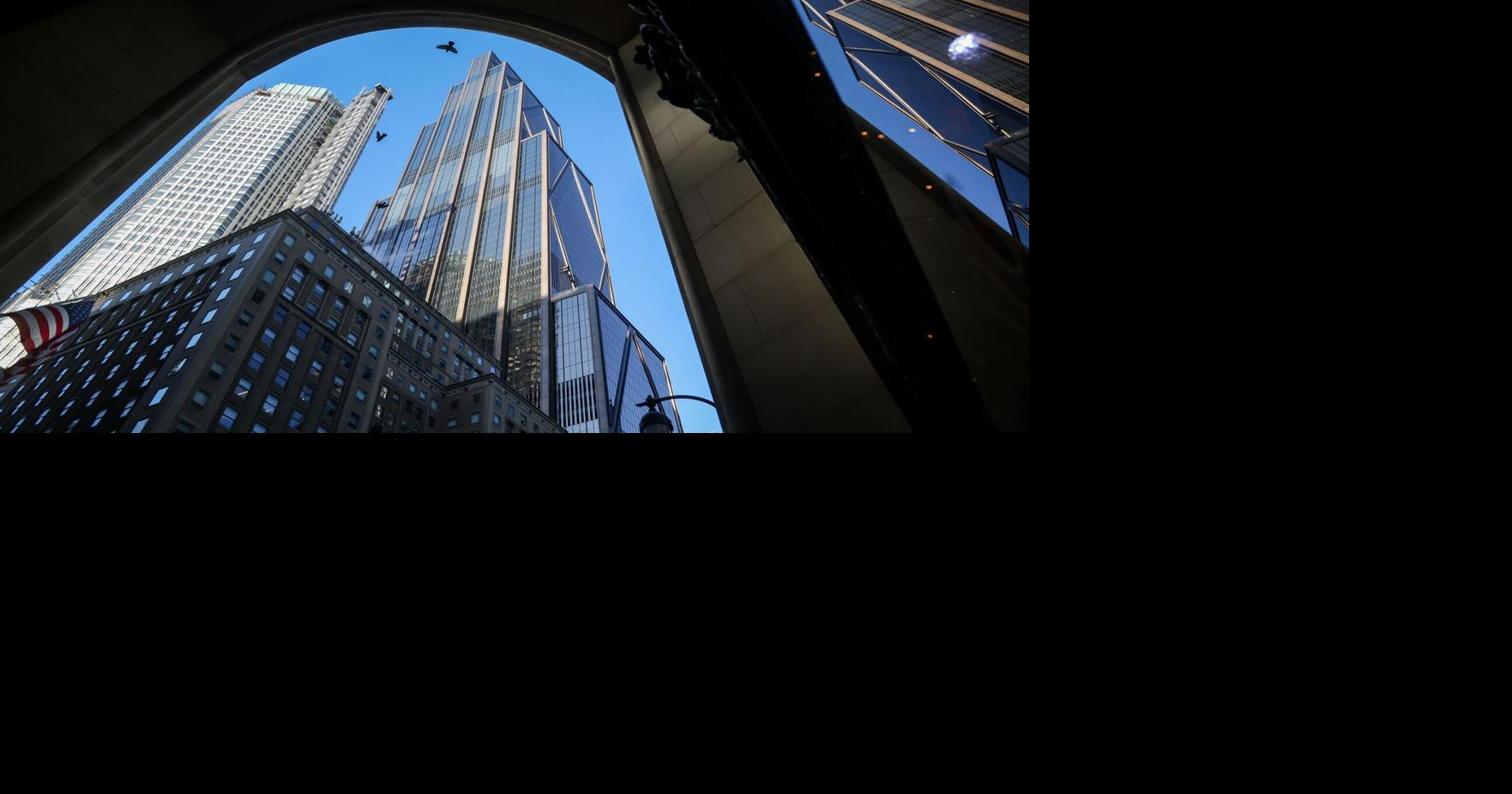 Trump sues JPMorgan and Jamie Dimon for dropping him as a customer ...