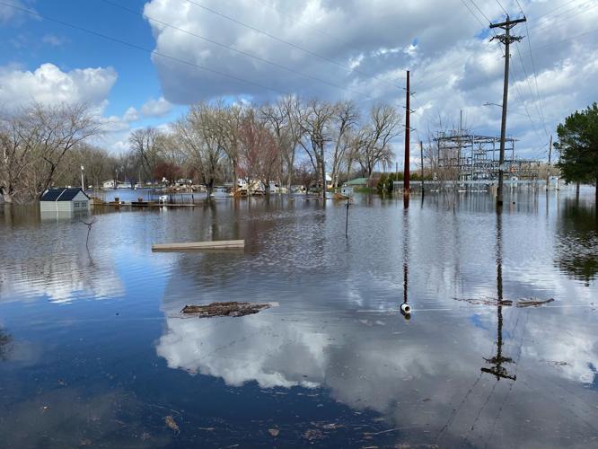 river flood warning mn