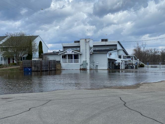 river flood warning mn