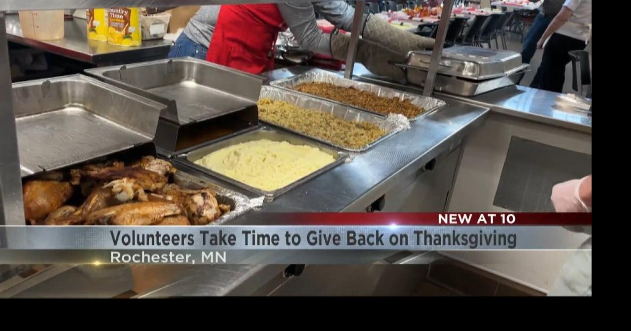 Volunteers give back during the holidays at the Salvation Army ...