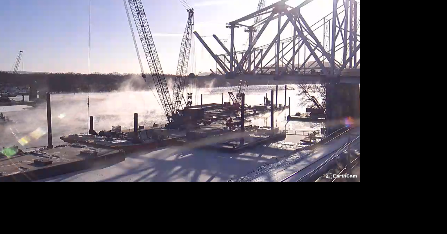 Extreme cold pauses Lansing ferry morning operation | News | kimt.com