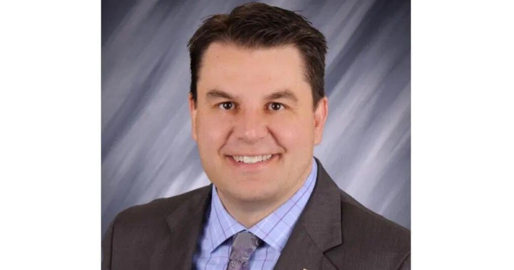 NIACC appoints new college president | News | kimt.com