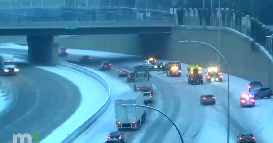 Crash on SB Highway 52 results in lane closures | News | kimt.com