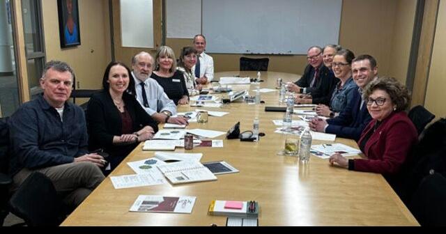 Hormel Institute Hosts State Legislators For Bonding Bill Discussion