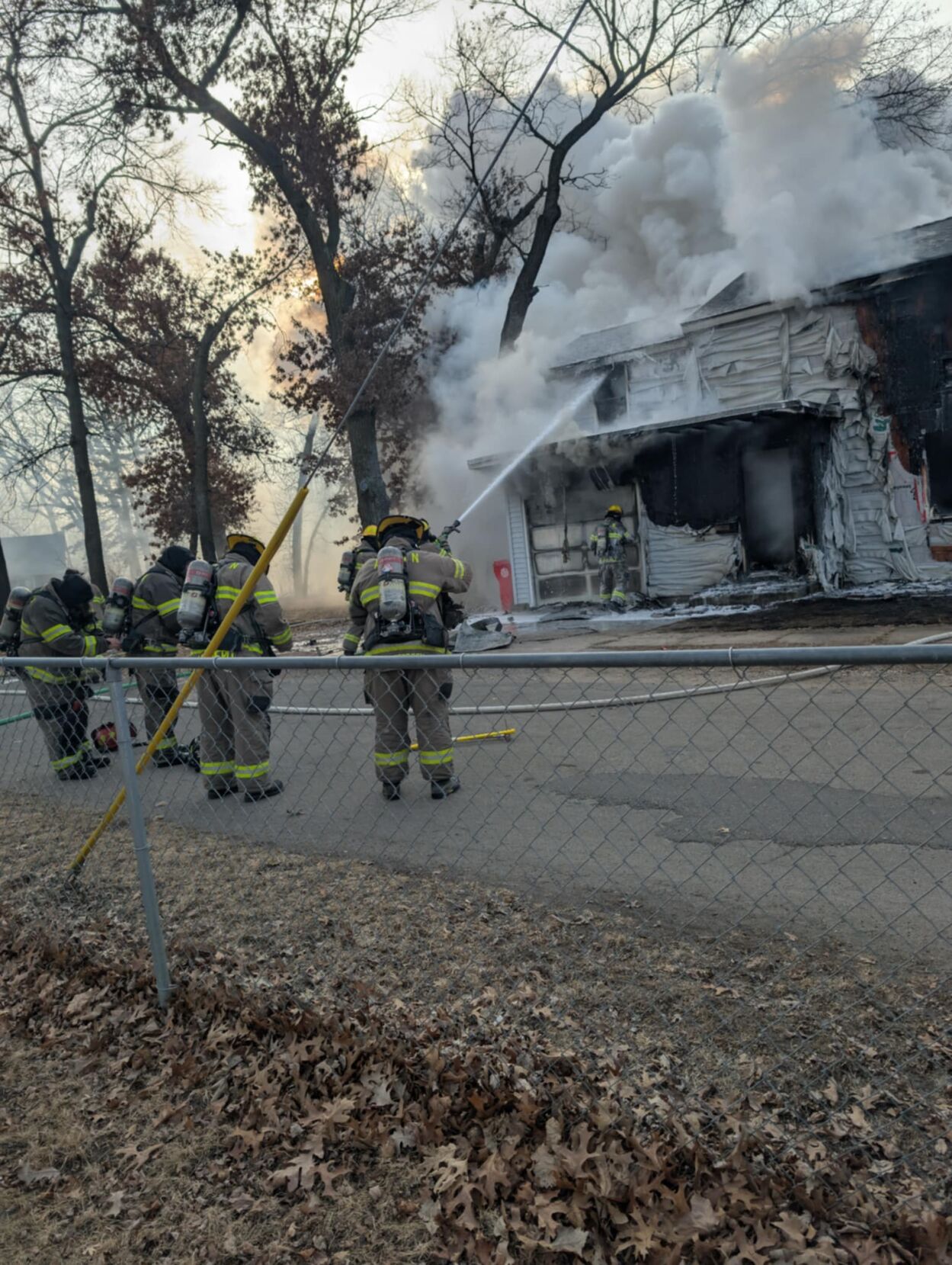 At least one hurt in Austin house fire | News | kimt.com
