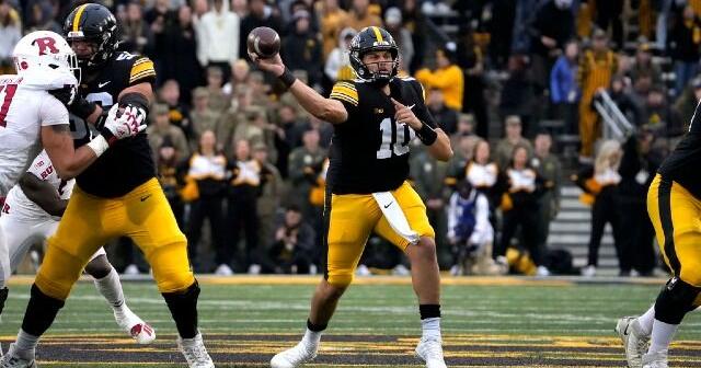 Stevens kicks three field goals, and Iowa's defense quiets Rutgers in ...