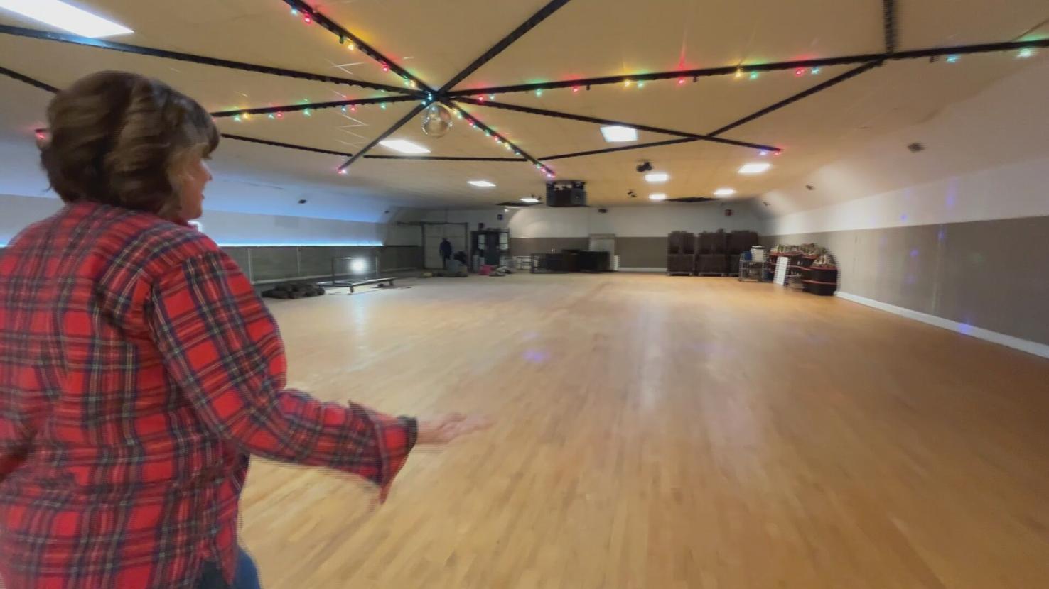 Roller rink sits empty for five years, transforms into antique mall ...