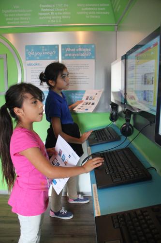 Digital Bookmobile visits R.J. Kleberg Library | | kingsvillerecord.com