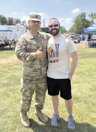 KPD Lt. collects money for fellow officer, veteran | News ...